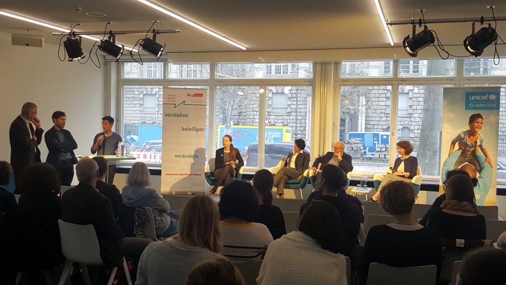 Zusatzkurs Politik & Wirtschaft im Interview bei UNICEF Berlin ...